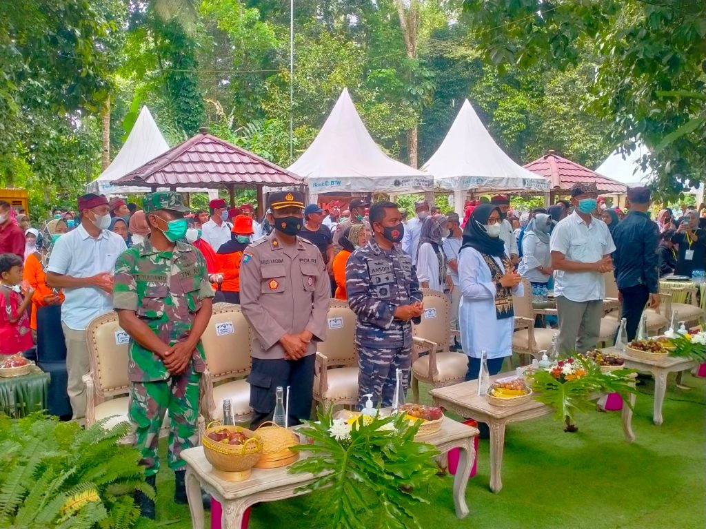 Di Banyuwangi Ada Festival Unik, Namanya Si Tari Dubang - Banyuwangi Hits
