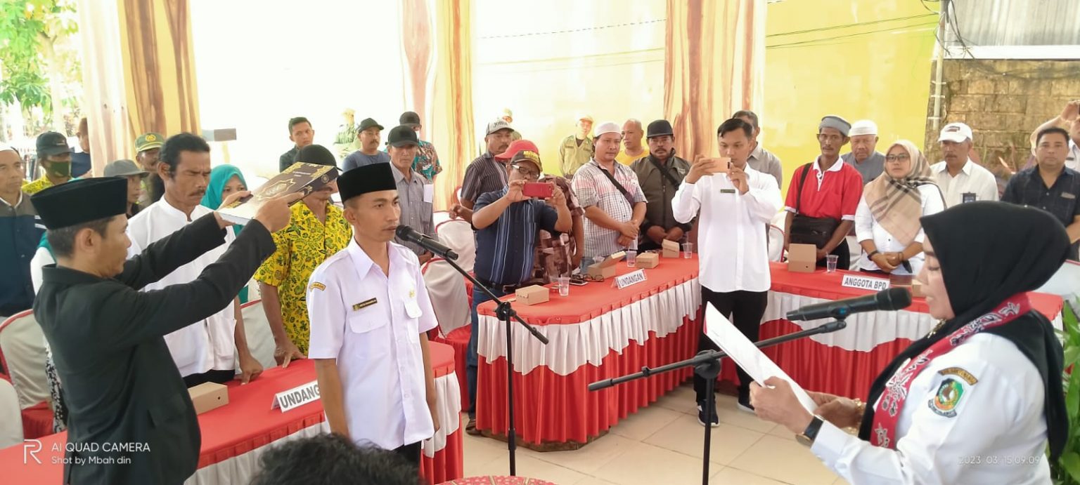Kepala Desa Sumberagung Kecamatan Pesanggaran, Lantik Kepala Dusun ...